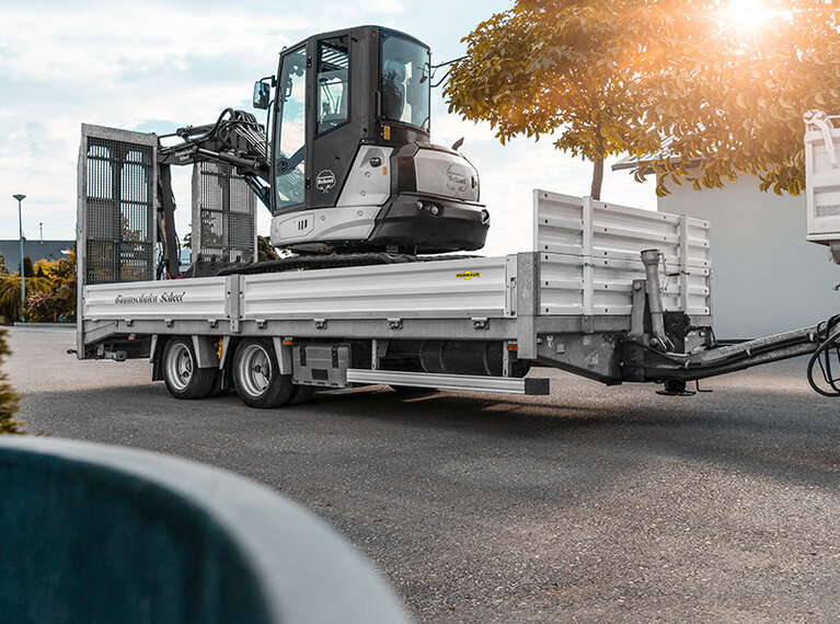 Humbaur | Die Multifunktionsanhänger: Tandem-Baumaschinen-Transporter von Humbaur
